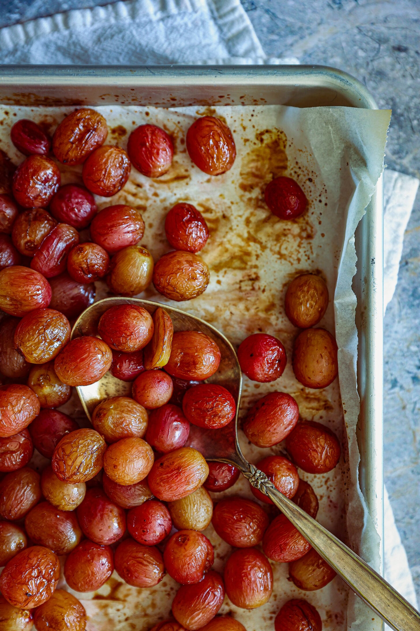 Roasted Grapes with Balsamic Vinegar